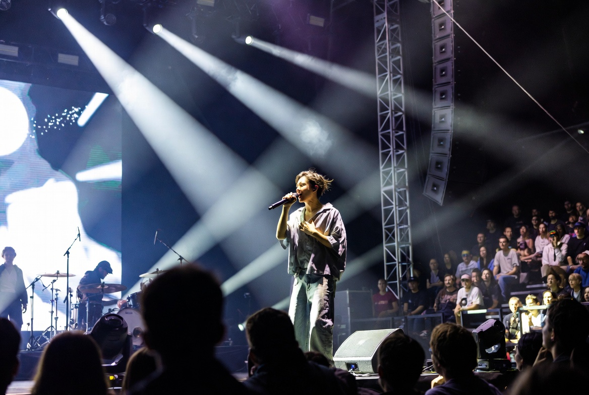 Viral Musicians Backlash Sparks Live Music Debate
