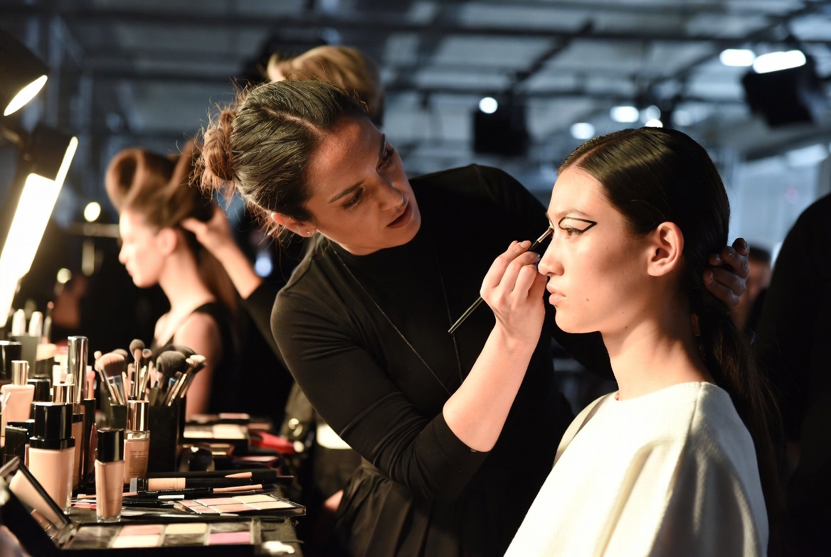 Beauty Trends Hub: Runway Makeup, Hair & Skincare